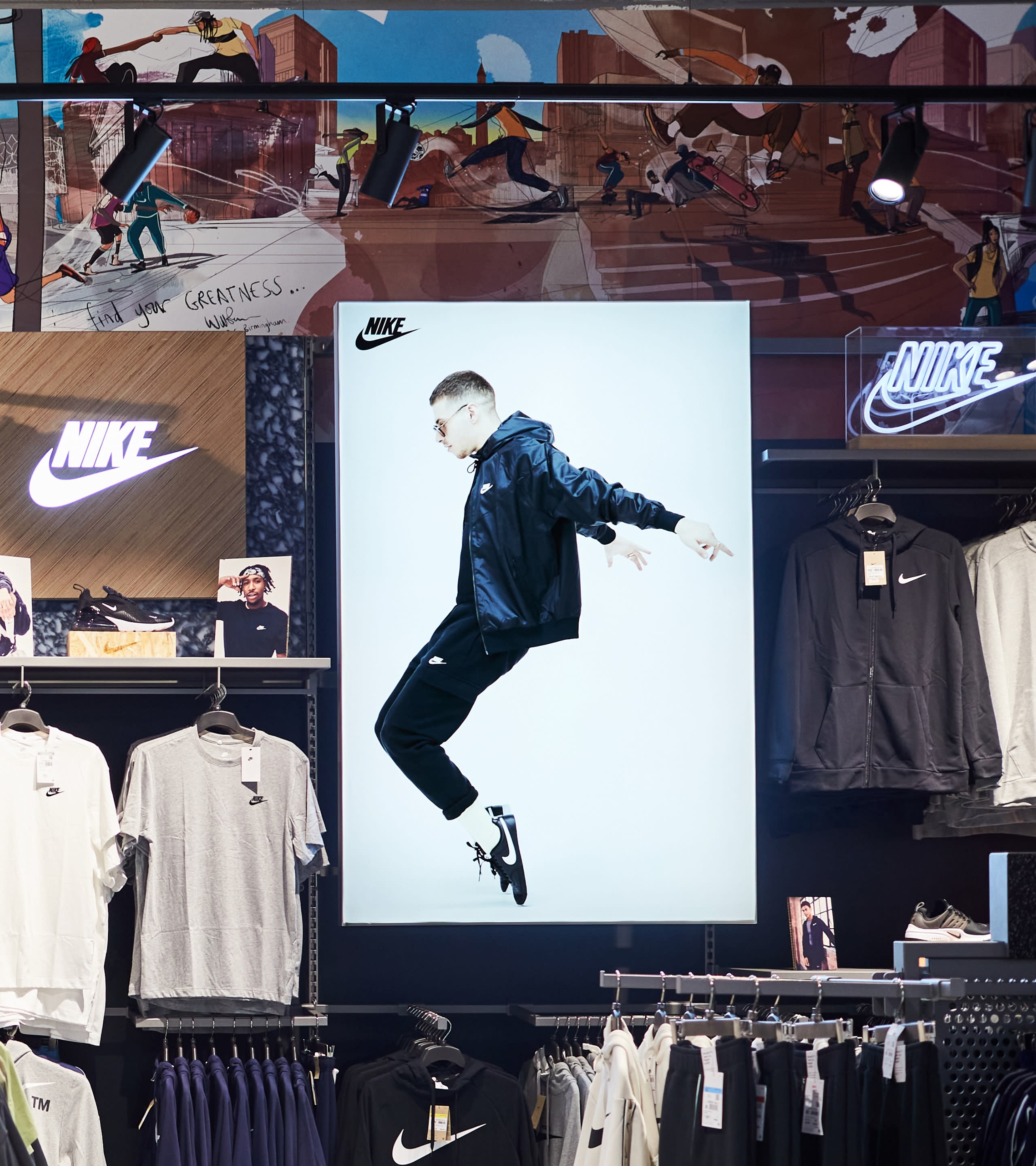 Nike Heritage Photoshoot and Campaign – Retail Communications – The One Off